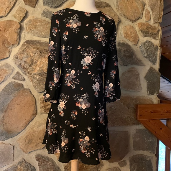 LOFT | Dresses | Loft Floral Dress | Poshmark